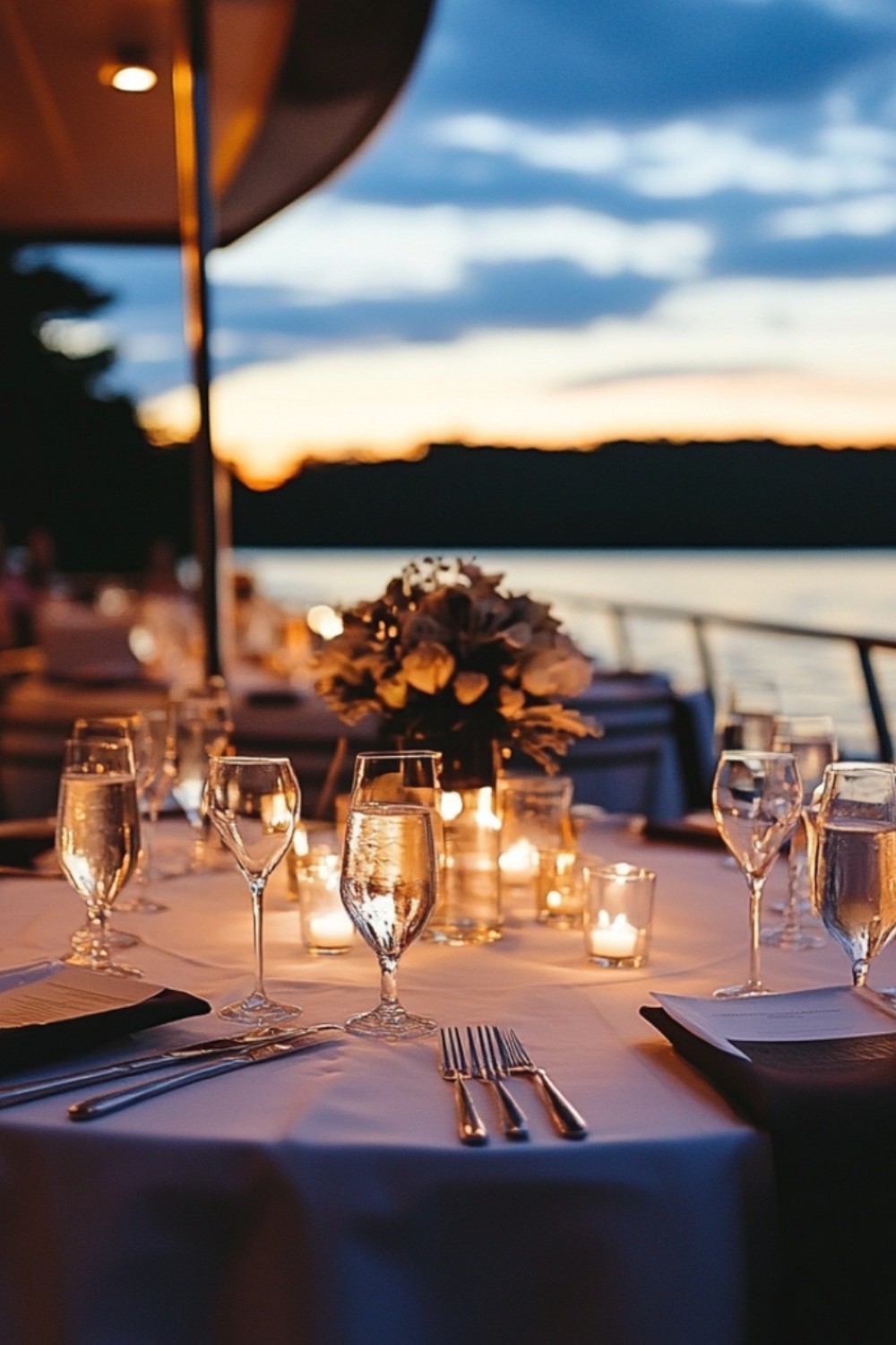 12 Unique & Fun Alternative Wedding Reception Ideas | Get Inspired Now ...