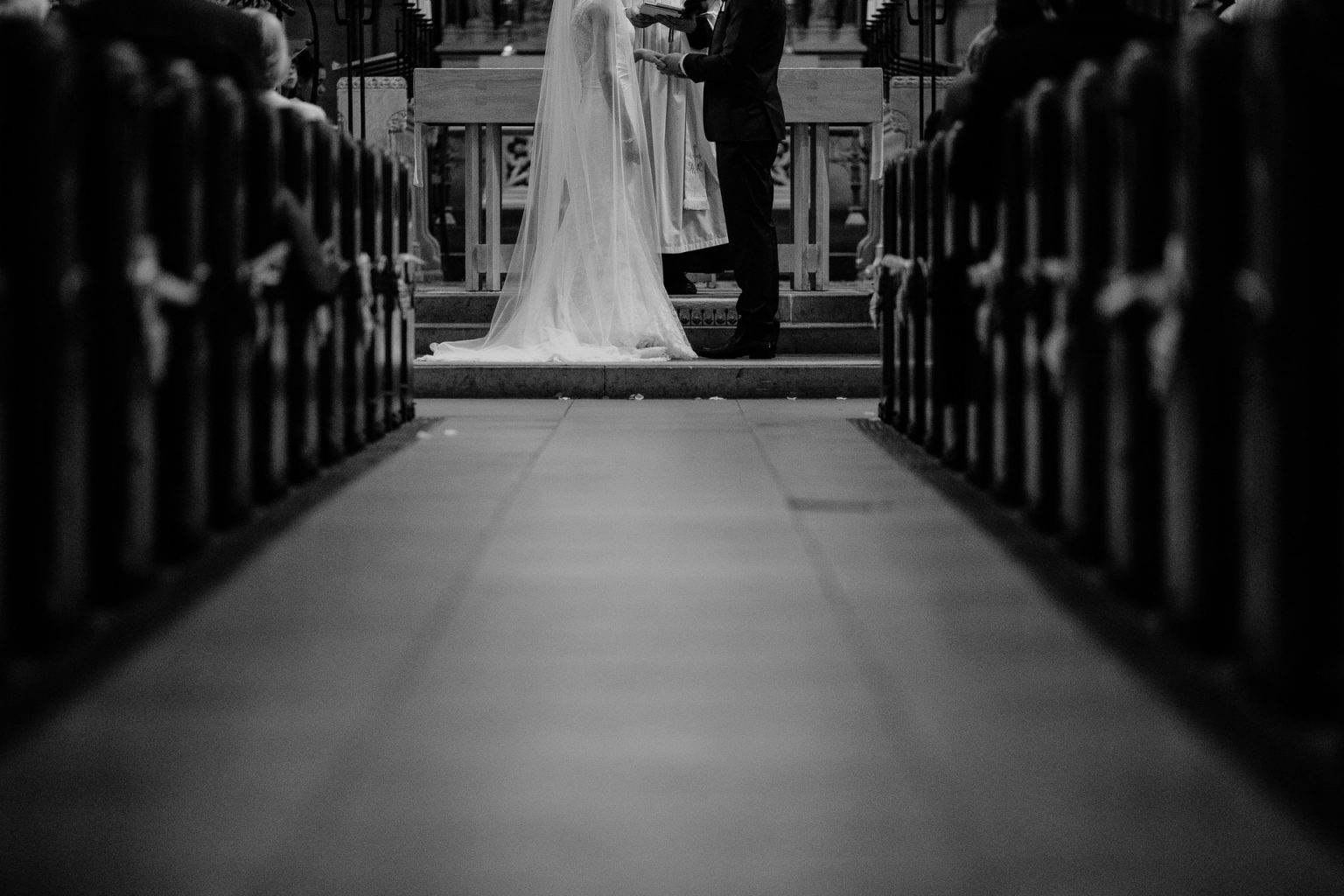 26 Elegant Church Wedding Decoration Ideas - Yeah Weddings