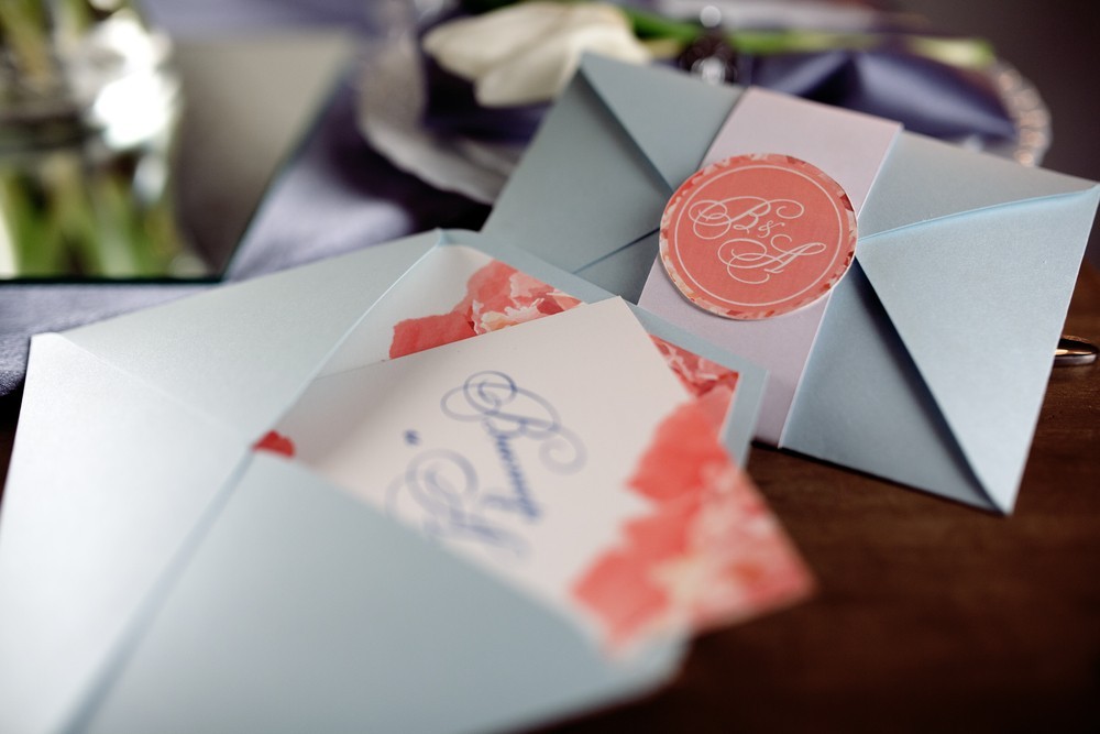 How To Politely Decline A Wedding Invitation Yeah Weddings