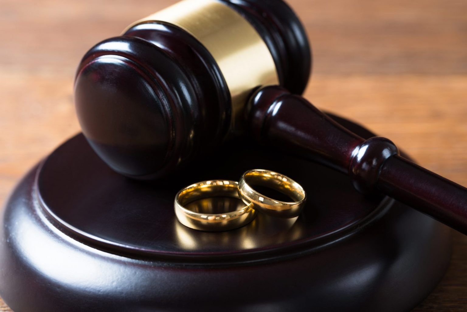 What to Expect When You Get Married at the Courthouse - Yeah Weddings