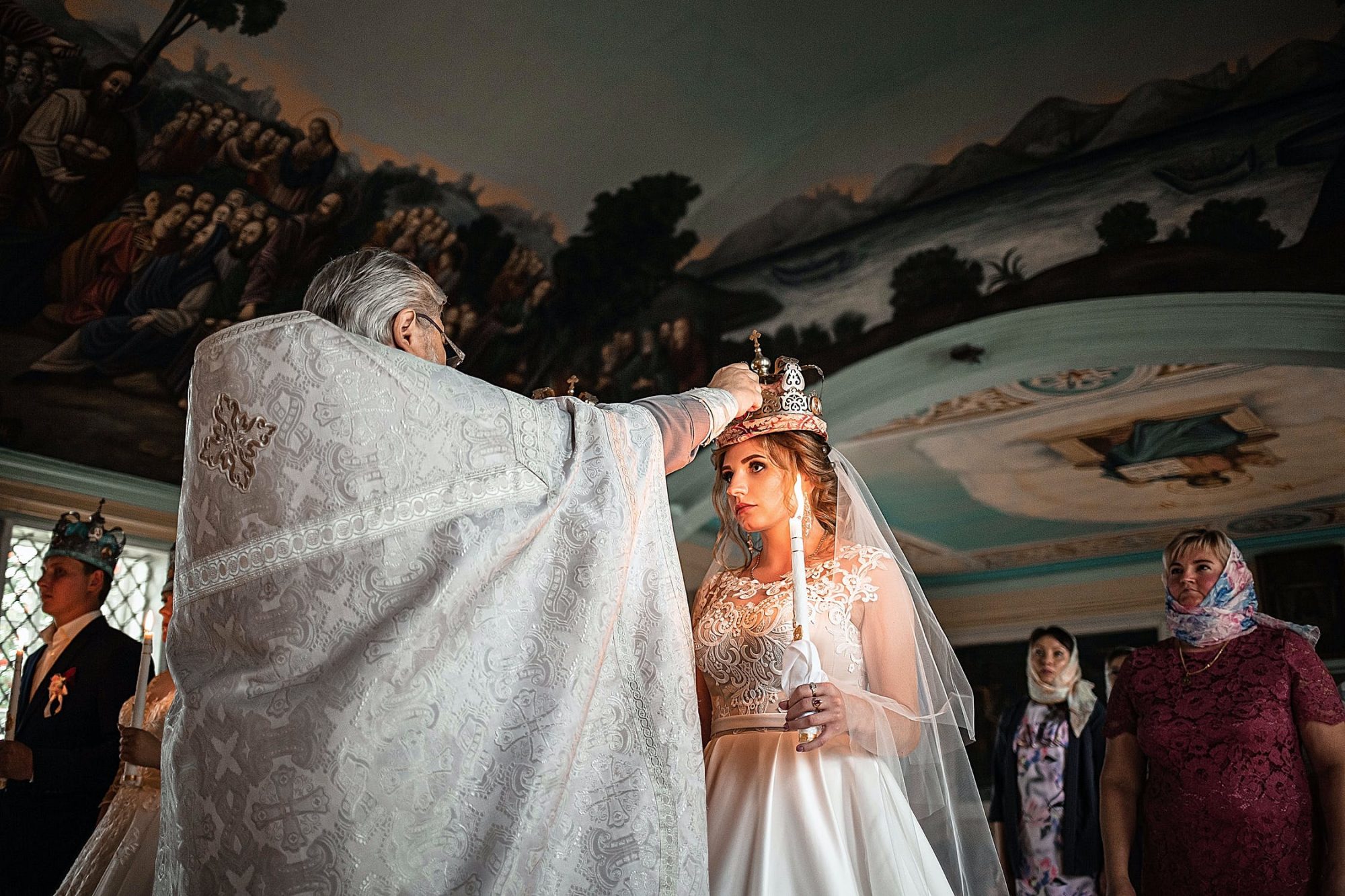 What To Expect at a Catholic Wedding Ceremony - Yeah Weddings