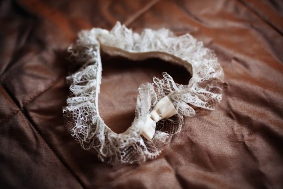 Create Your Own Wedding Garter in 5 Easy Steps - Yeah Weddings
