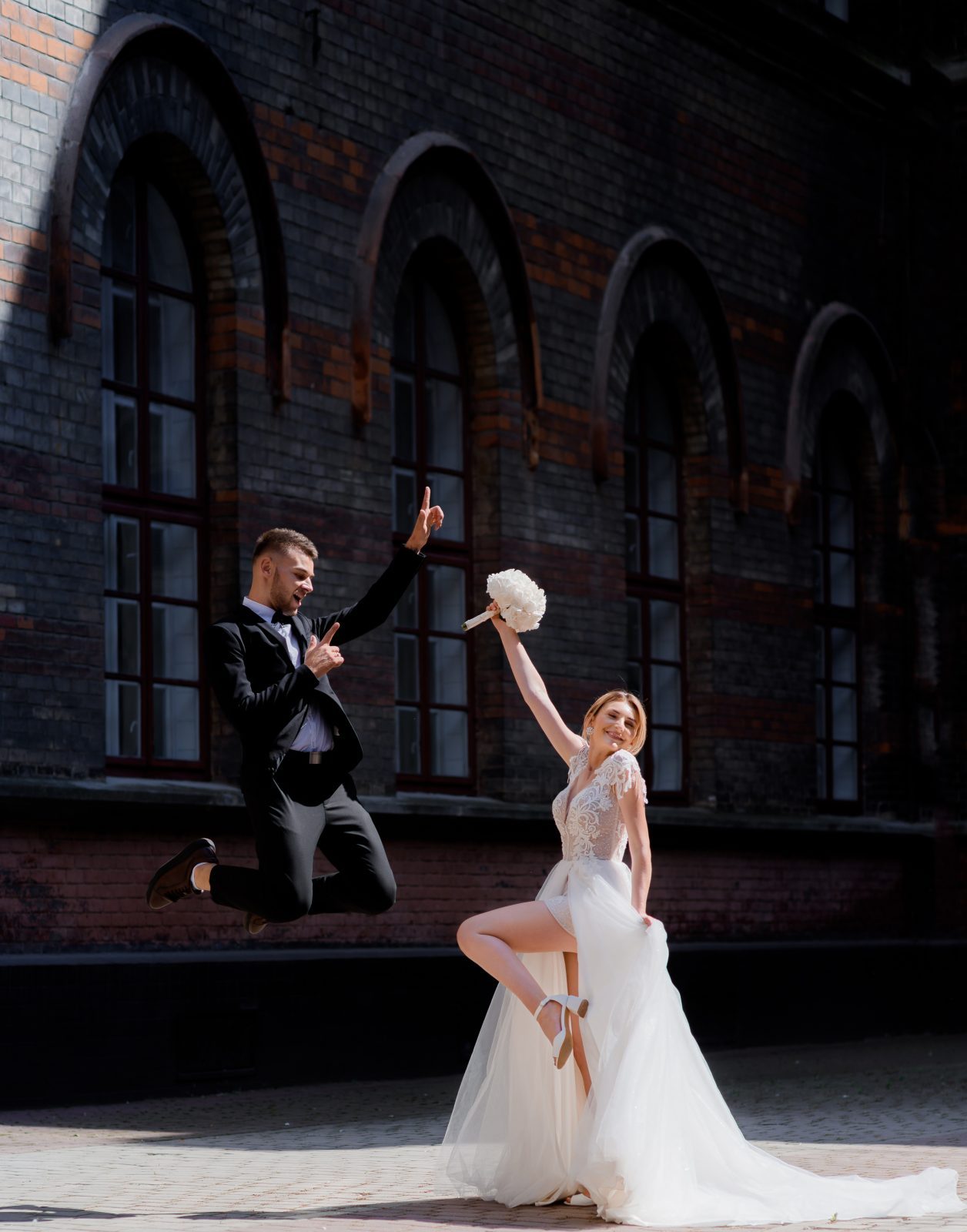 22 Funny Wedding Pictures That Will Make You Laugh - Yeah Weddings